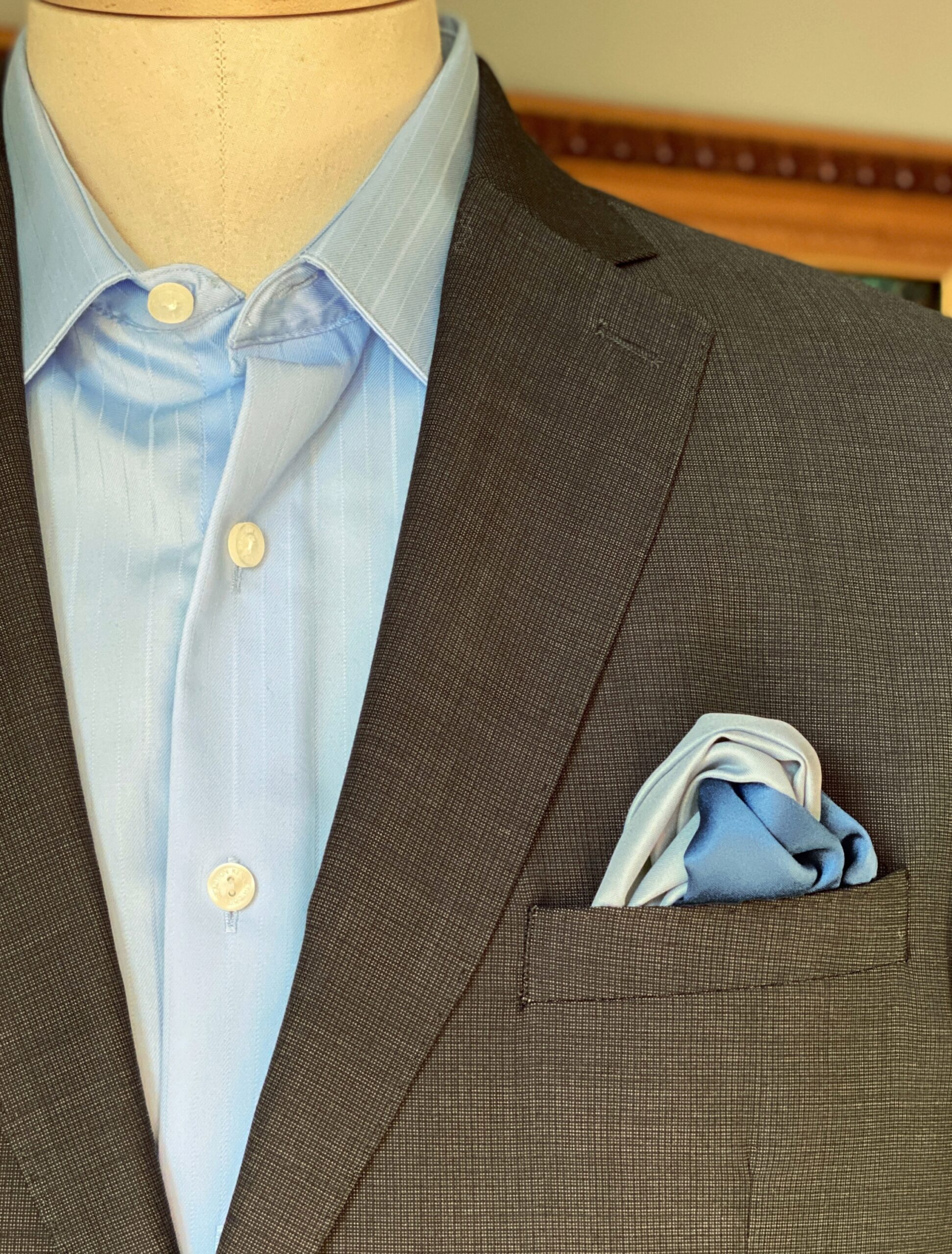 Link Pocket Square - LUVLOCAL